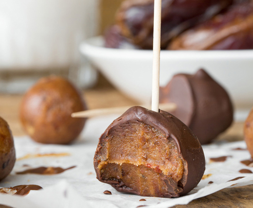Raw Chocolate-Coated Caramel Yolo Balls (Recipe) | FOOD MATTERS®