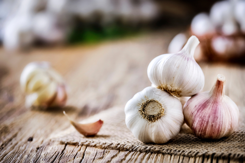 7 Health Benefits of Garlic | FOOD MATTERS®
