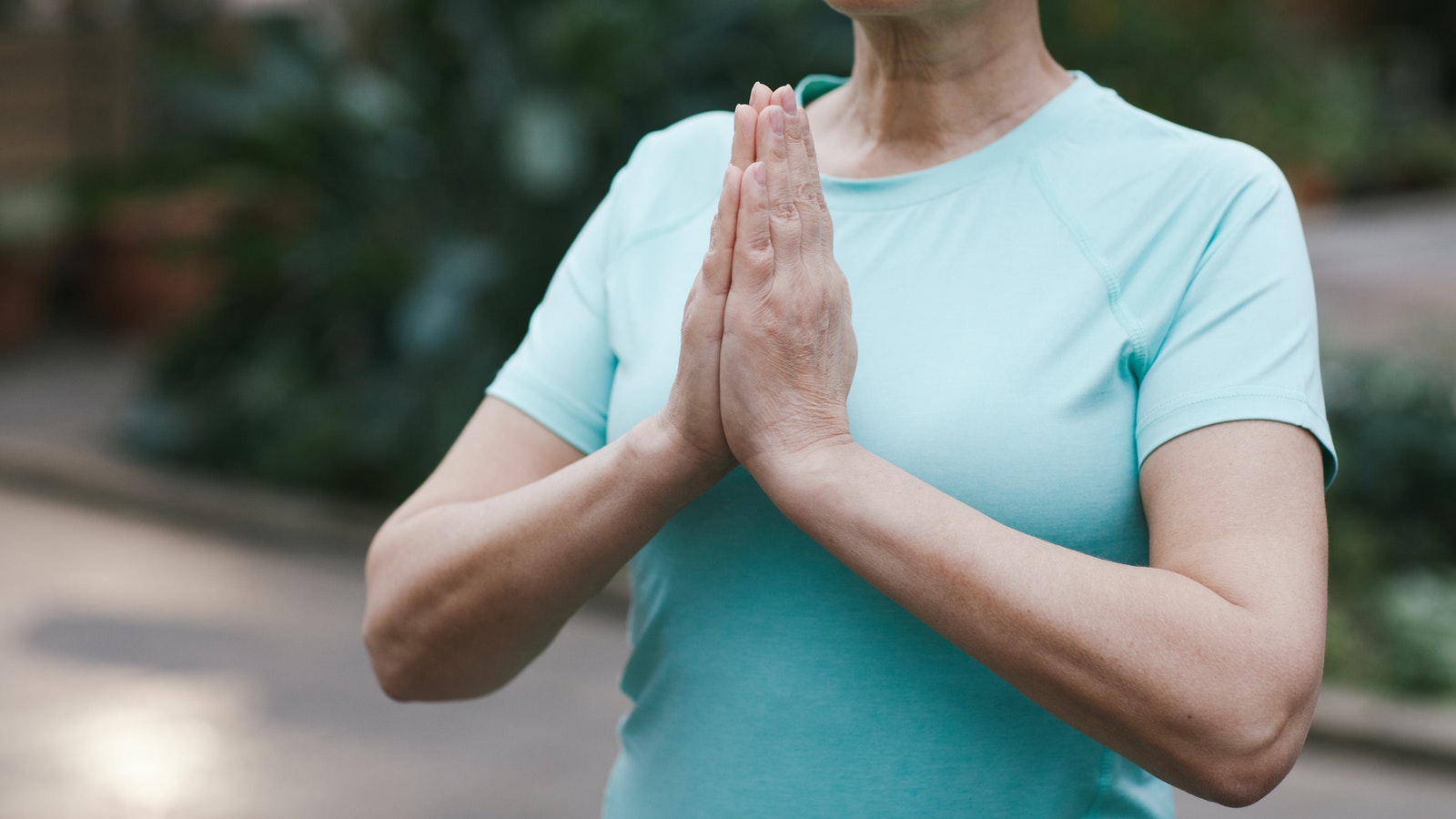 Try This 5-Minute Breathing Technique To Calm The Body & Mind | FOOD ...