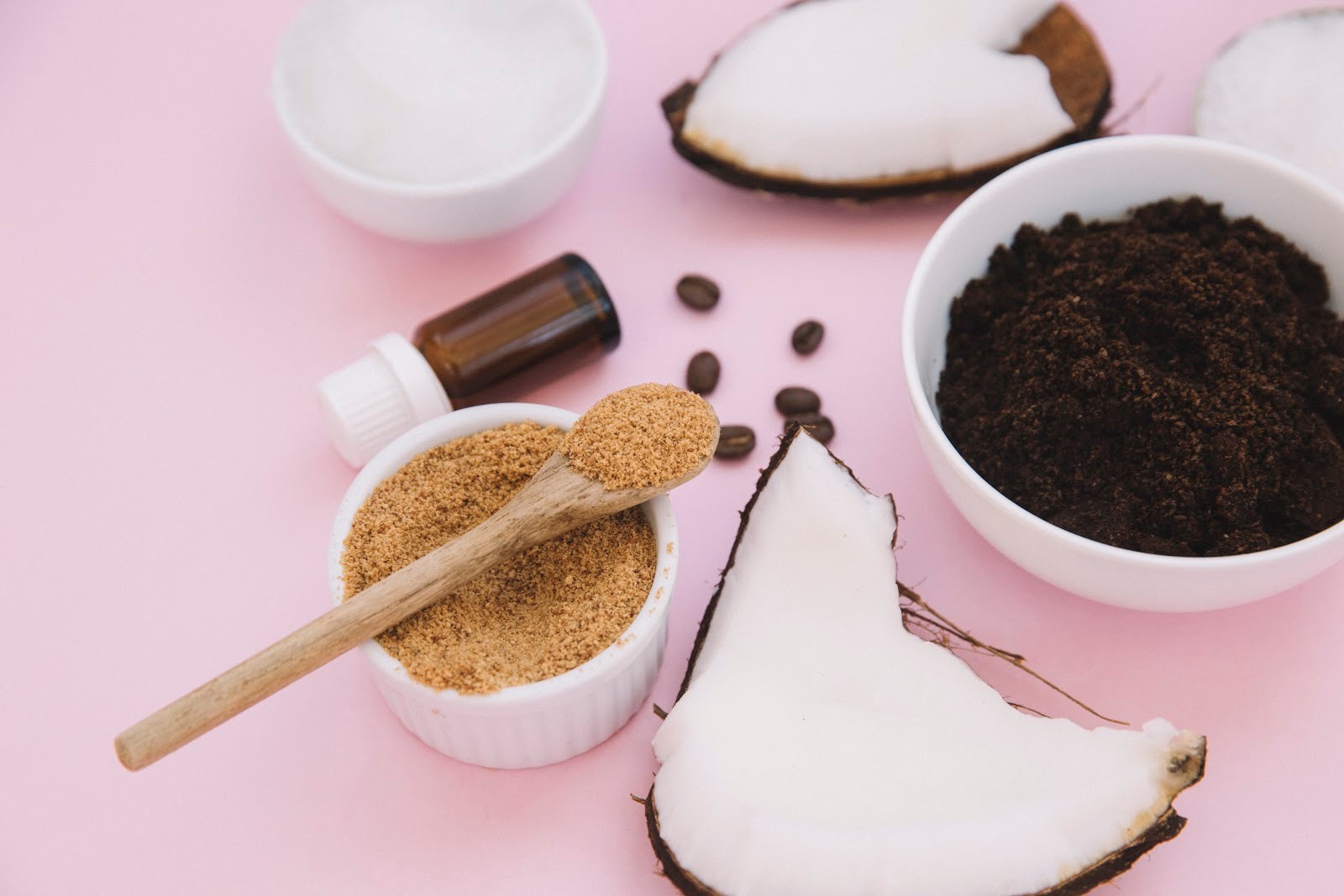 Wake-Me-Up Coffee Scrub | FOOD MATTERS®